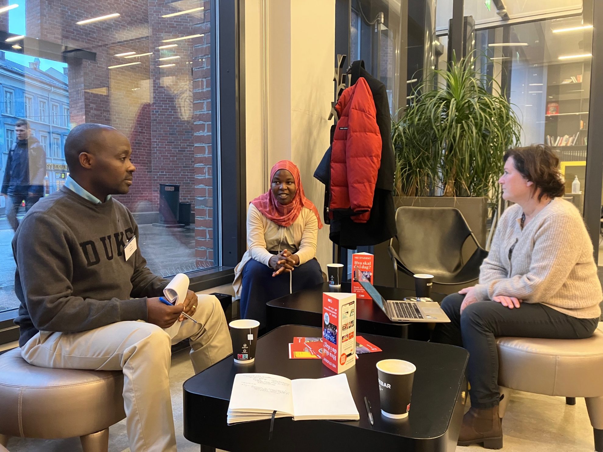 JMIC holds discussions with a team from Uganda - JMIC